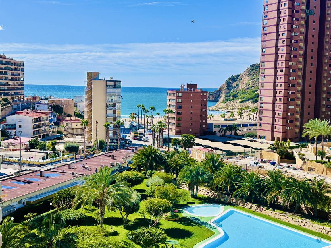 70 M² Apartamento ∙ 2 Habitaciones ∙ 5 Huéspedes - Finestrat