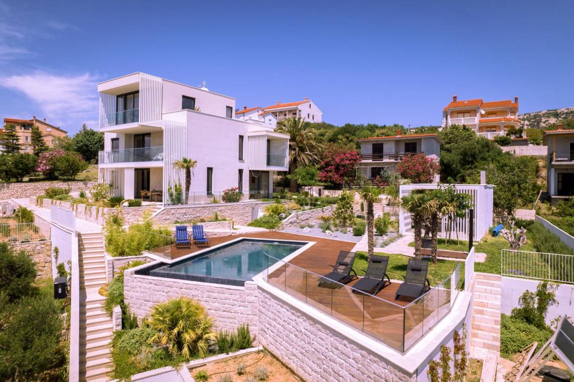 220 M² Villa ∙ 5 Habitaciones ∙ 10 Huéspedes - Rab