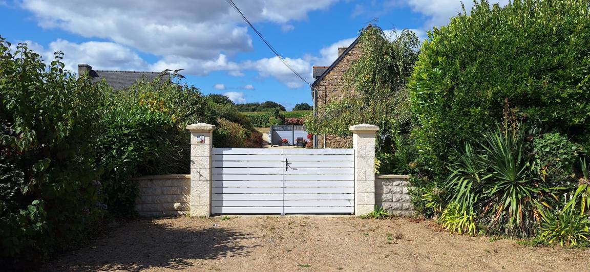 81 M² Gîte ∙ 2 Chambres ∙ 4 Personnes - Penvénan