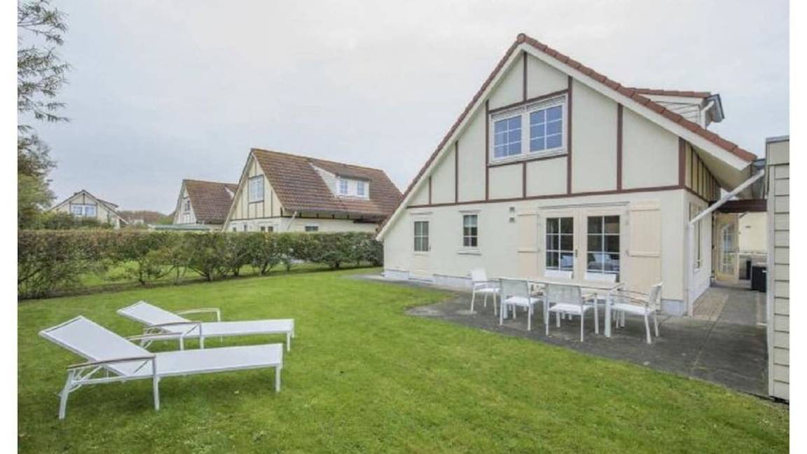 140 M² Apartment ∙ 3 Bedrooms ∙ 6 Guests - Zoutelande