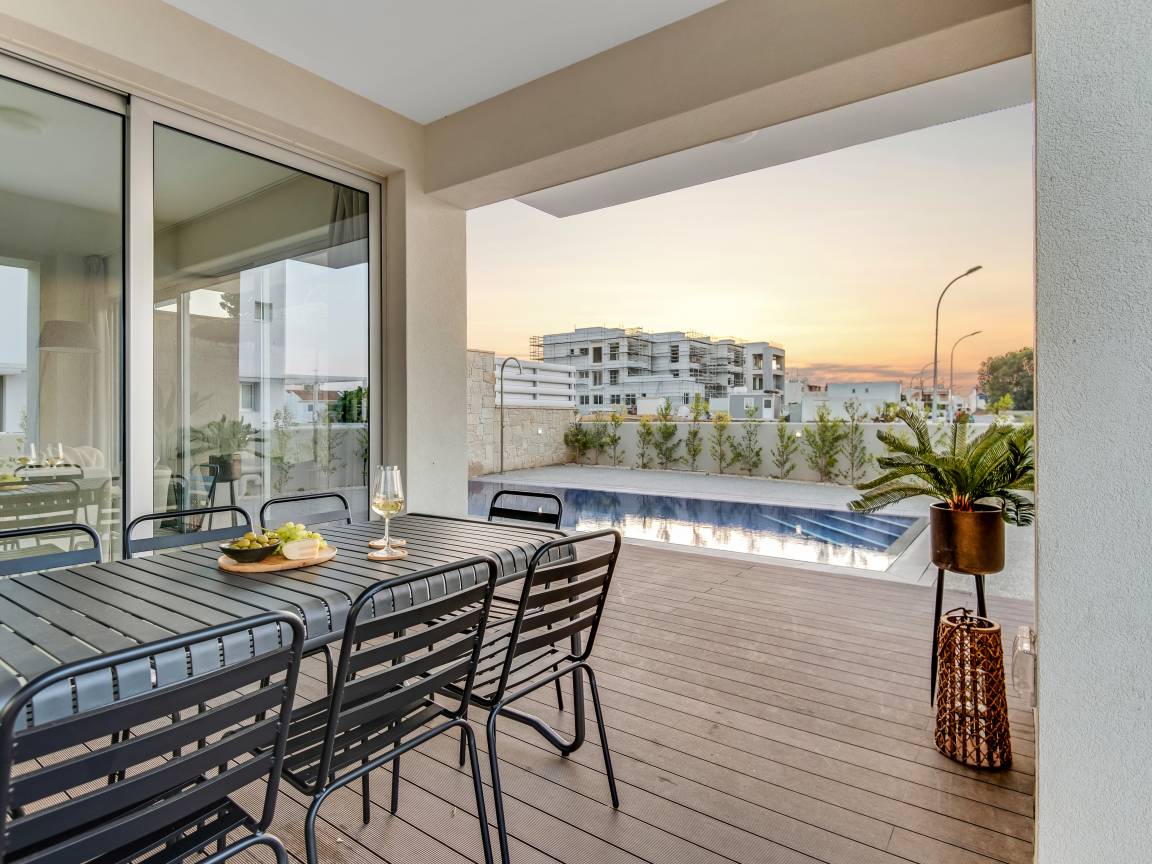 185 M² Villa ∙ 5 Habitaciones ∙ 10 Huéspedes - Ayia Napa