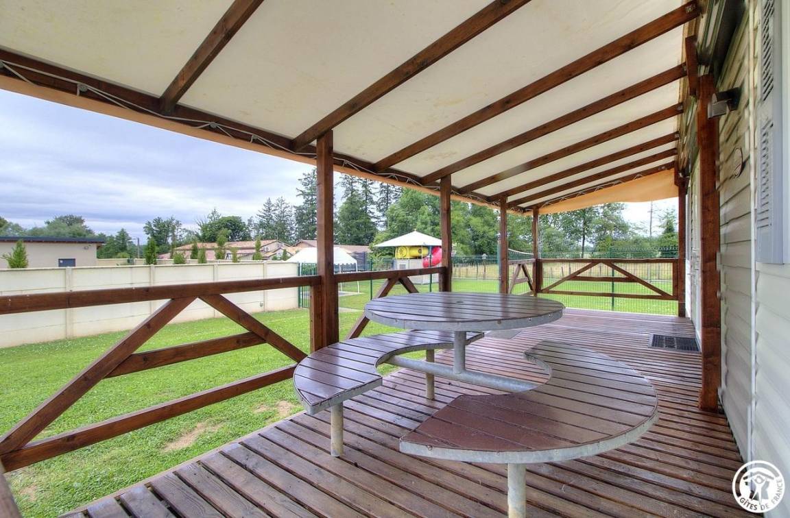 Gîte ∙ 3 Chambres ∙ 6 Personnes - Ain