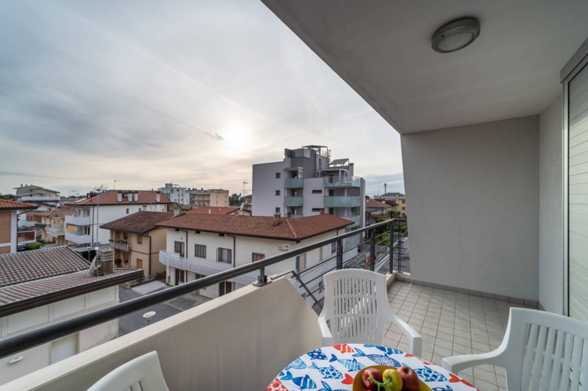 50 M² Apartamento ∙ 3 Habitaciones ∙ 7 Huéspedes - Lignano Sabbiadoro