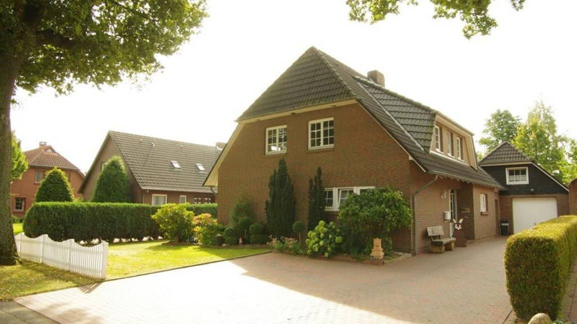 65 M² Appartement ∙ 2 Slaapkamers ∙ 4 Gasten - Westerstede