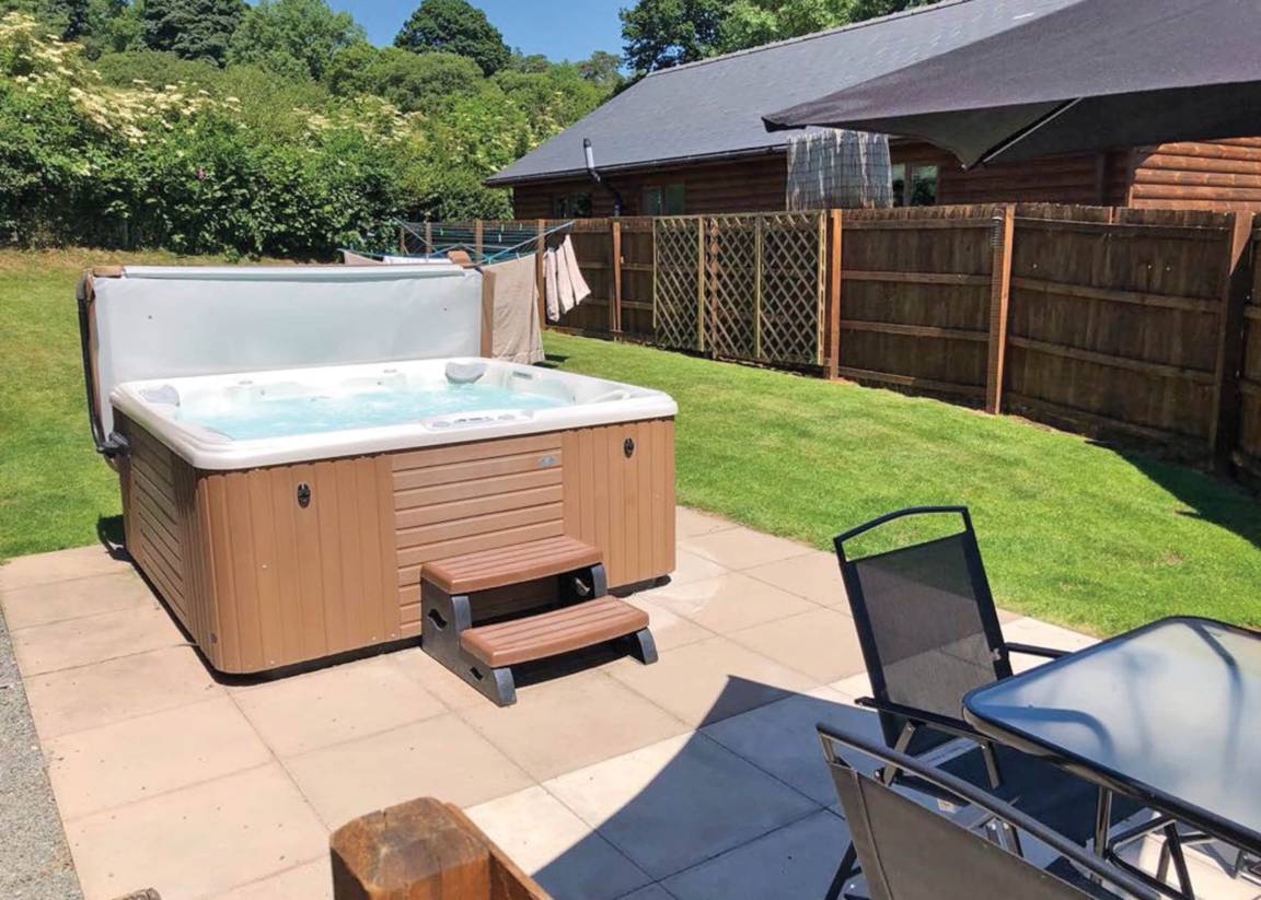 Chalet ∙ 2 Bedrooms ∙ 4 Guests - Shropshire