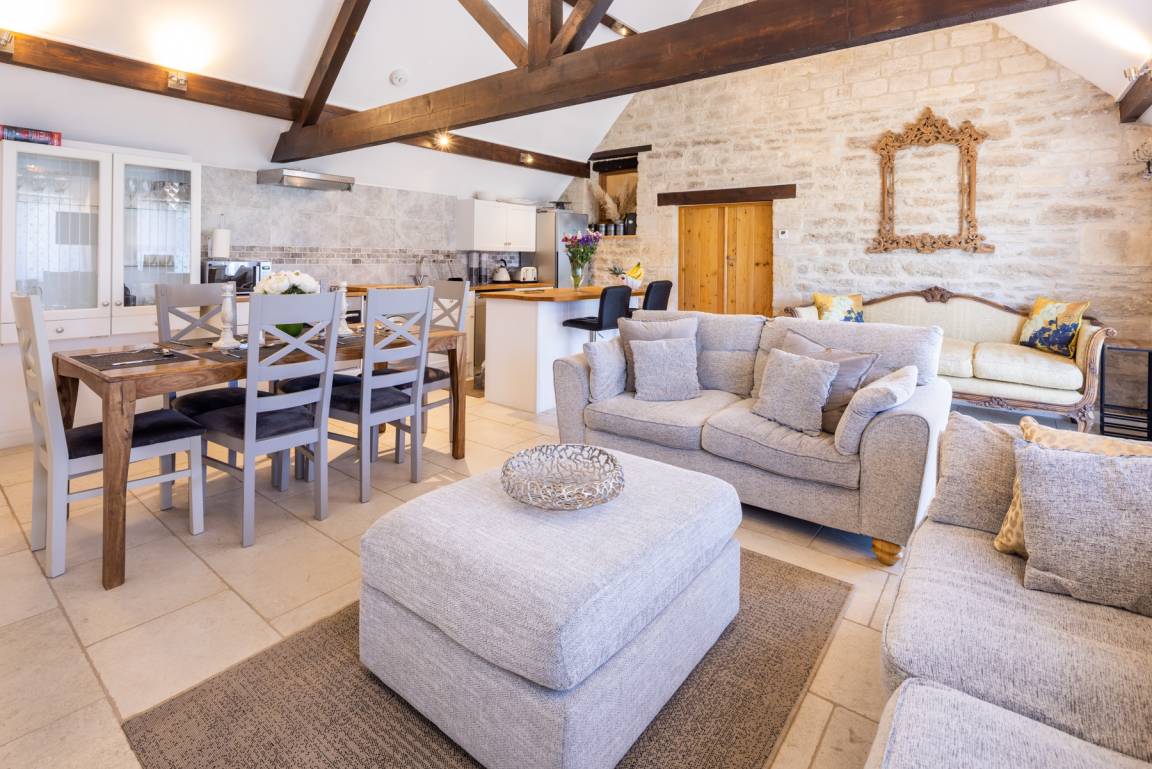 90 M² Cottage ∙ 3 Bedrooms ∙ 6 Guests - Castle Combe