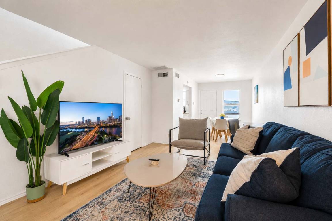 94 M² Apartment ∙ 2 Bedrooms ∙ 6 Guests - Austin, TX