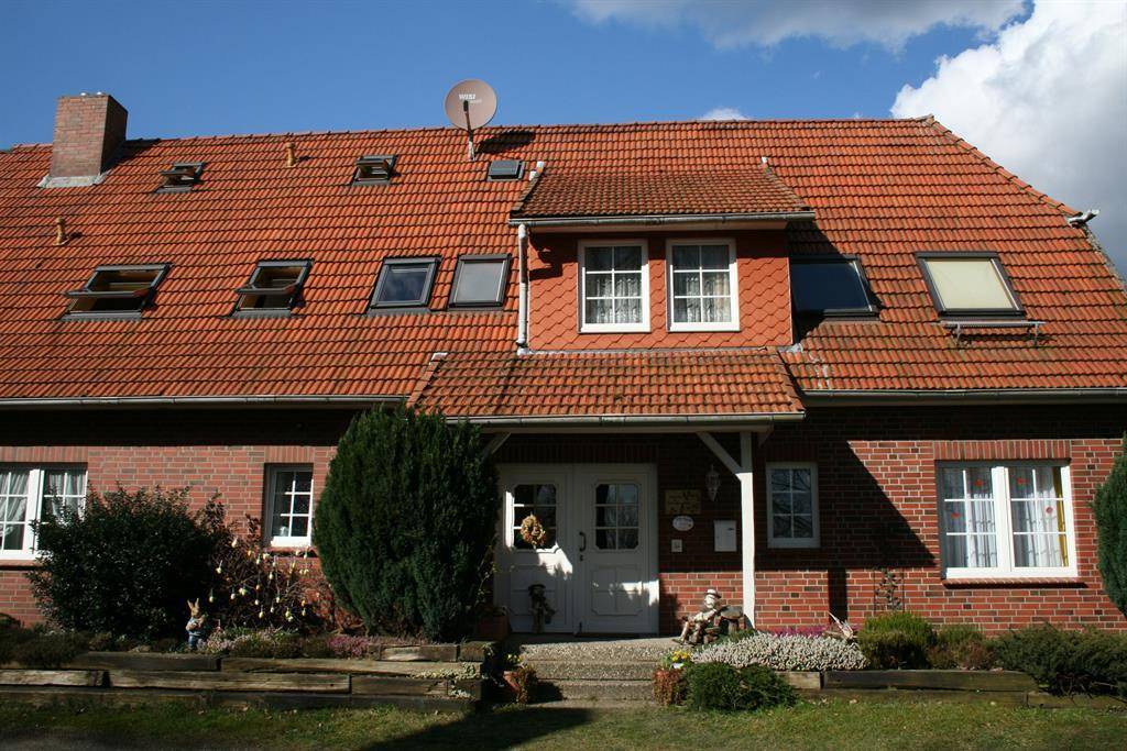50 M² Ferienwohnung ∙ 1 Schlafzimmer ∙ 2 Gäste - Bispingen