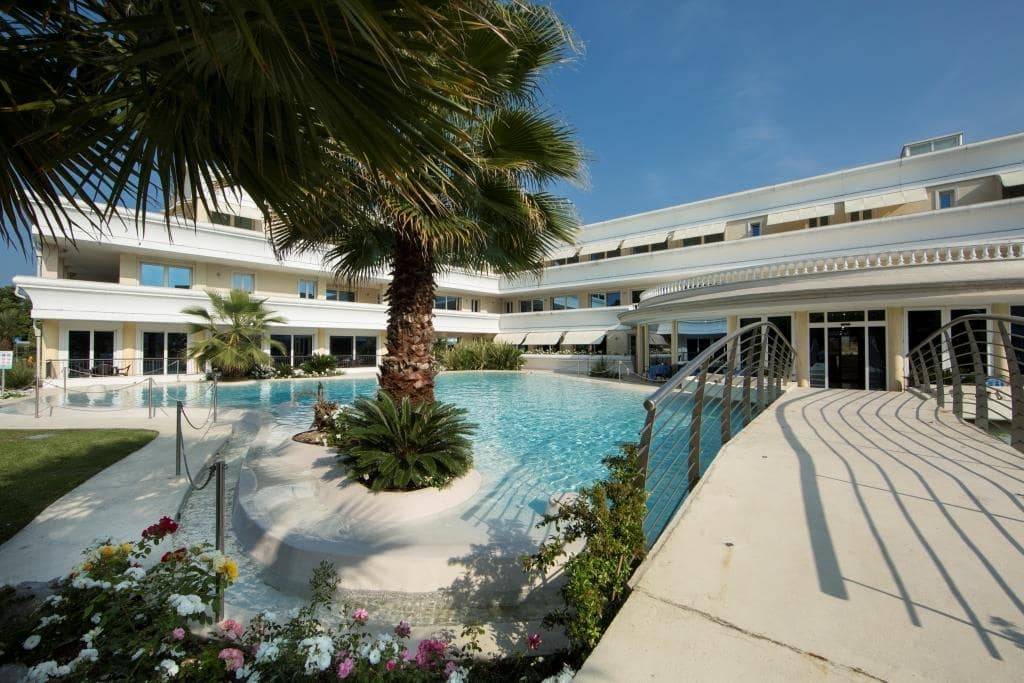 45 M² Apartment ∙ 4 Guests - Peschiera del Garda