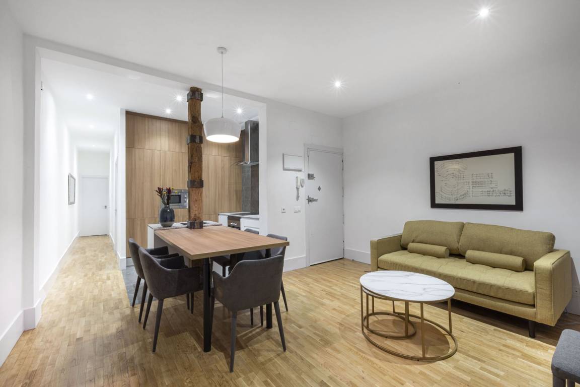Apartamento ∙ 3 Habitaciones ∙ 6 Huéspedes - Madrid