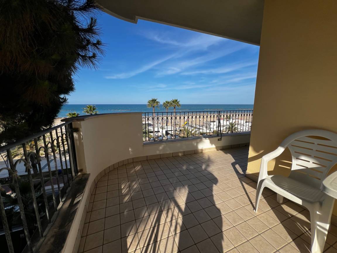 70 M² Apartment ∙ 2 Bedrooms ∙ 7 Guests - Roseto degli Abruzzi