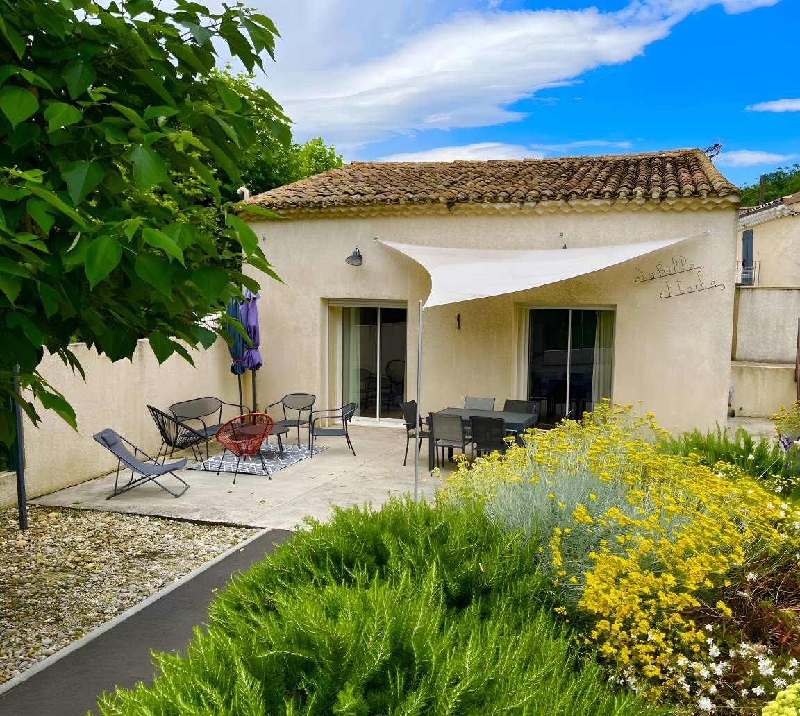 85 M² Cottage ∙ 2 Chambres ∙ 4 Personnes - Valence