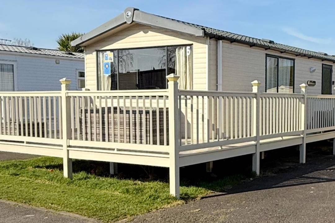 90 M² Cabin ∙ 3 Bedrooms ∙ 6 Guests - Skegness