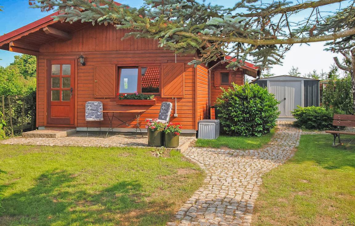 42 M² Ferienhaus ∙ 1 Schlafzimmer ∙ 2 Gäste - Malchin