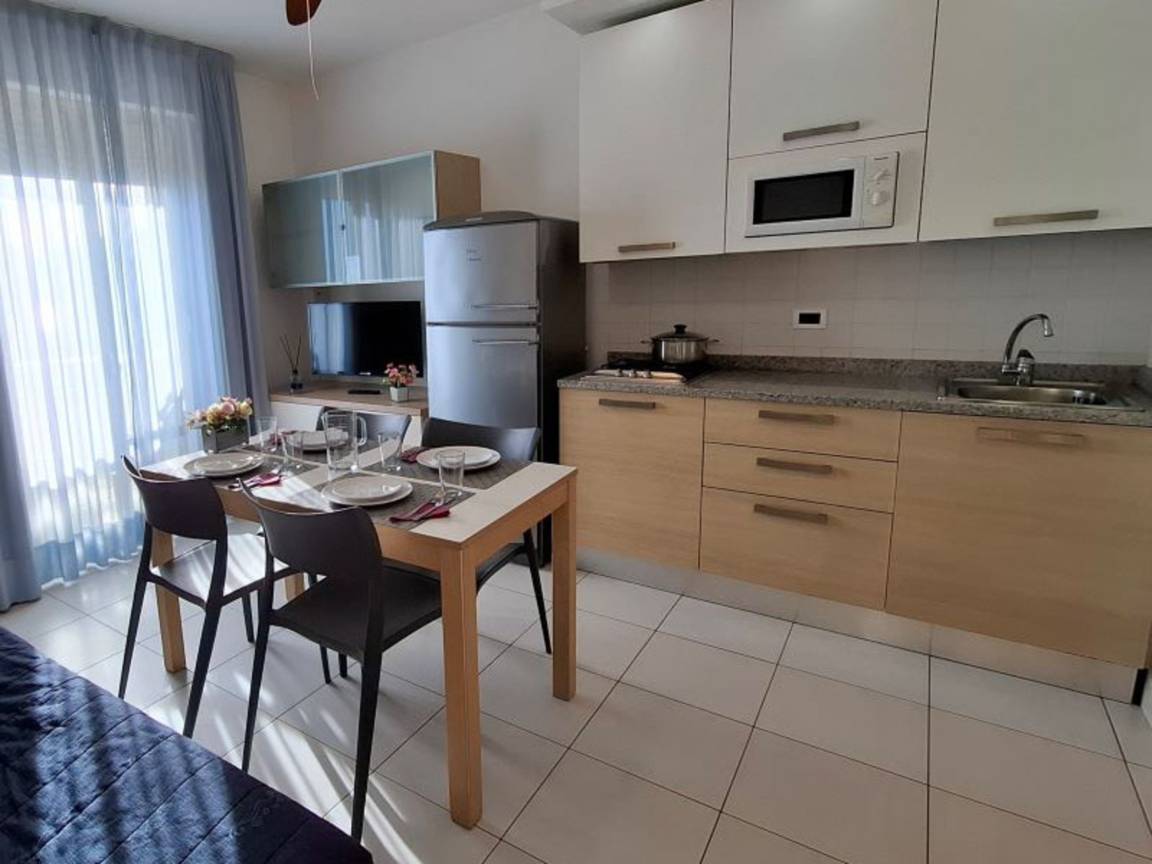 40 M² Apartamento ∙ 2 Habitaciones ∙ 5 Huéspedes - Caorle