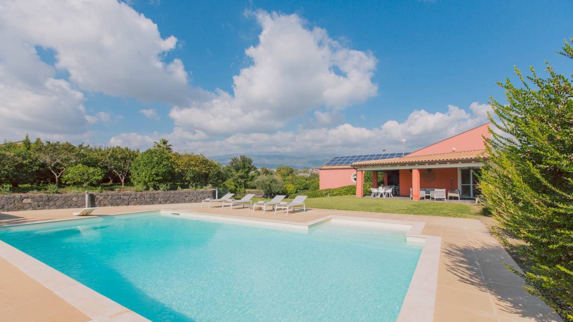 250 M² Villa ∙ 4 Chambres ∙ 8 Personnes - Aci Castello