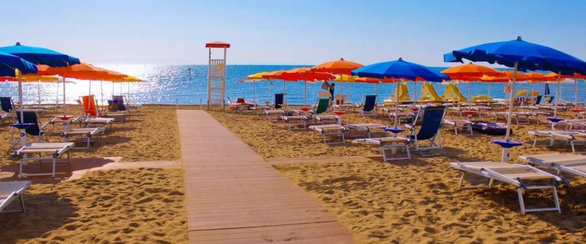 65 M² Appartement ∙ 3 Chambres ∙ 6 Personnes - Lignano Pineta