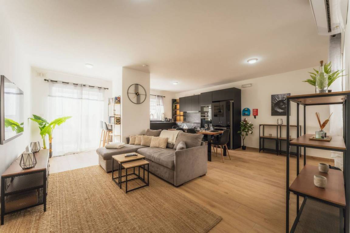150 M² Apartament ∙ 3 Sypialnie ∙ 6 Gości - Malta