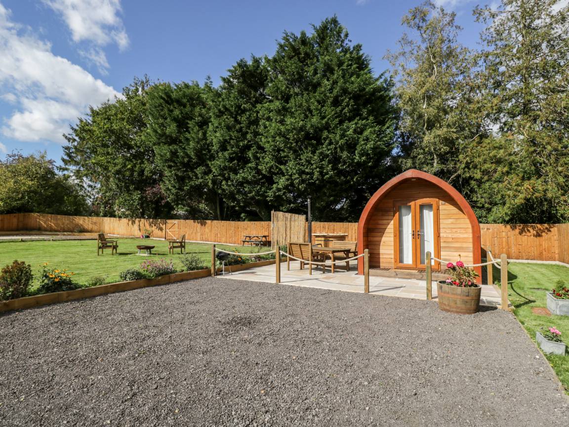 Cottage ∙ 1 Bedroom ∙ 4 Guests - Cotswolds