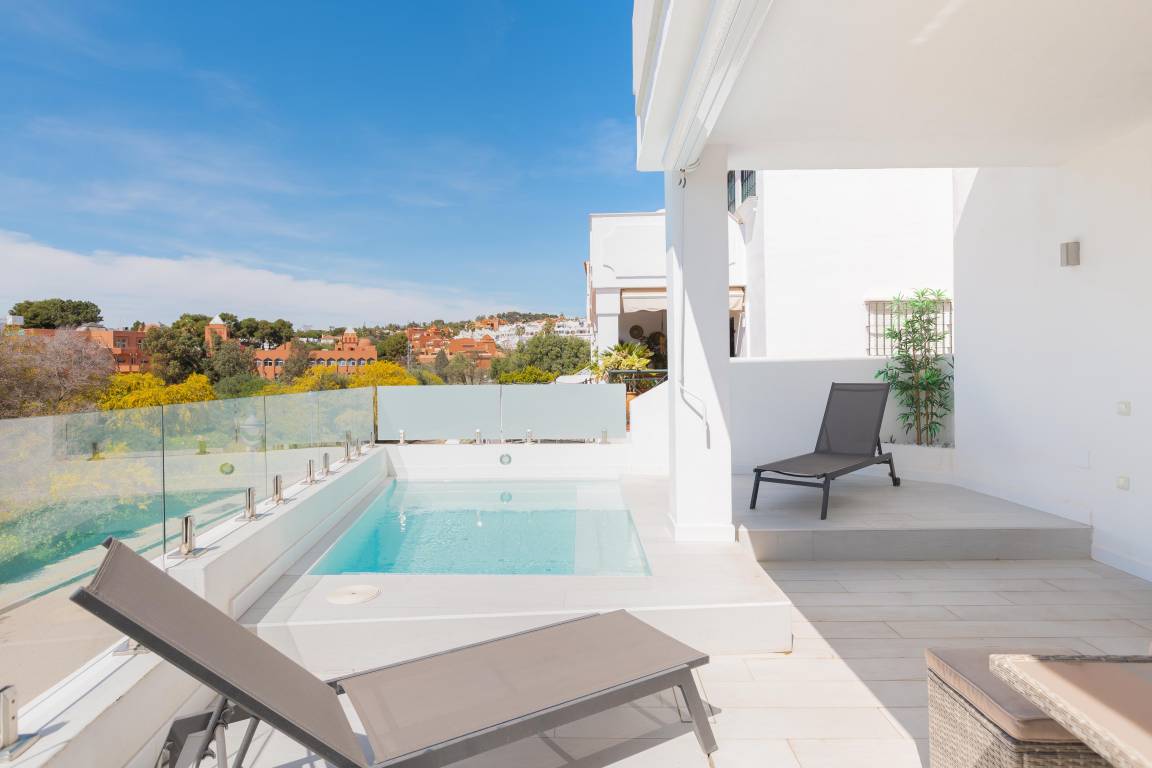 240 M² Villa ∙ 4 Habitaciones ∙ 10 Huéspedes - Marbella