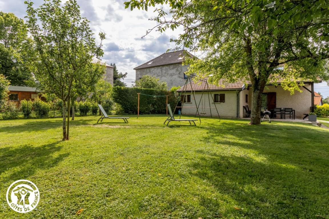 96 M² Gîte ∙ 2 Chambres ∙ 4 Personnes - Puy-de-Dôme