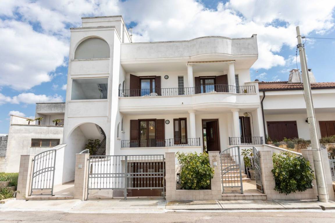 360 M² Villa Vacanza ∙ 6 Camere Da Letto ∙ 18 Ospiti - Torre San Giovanni