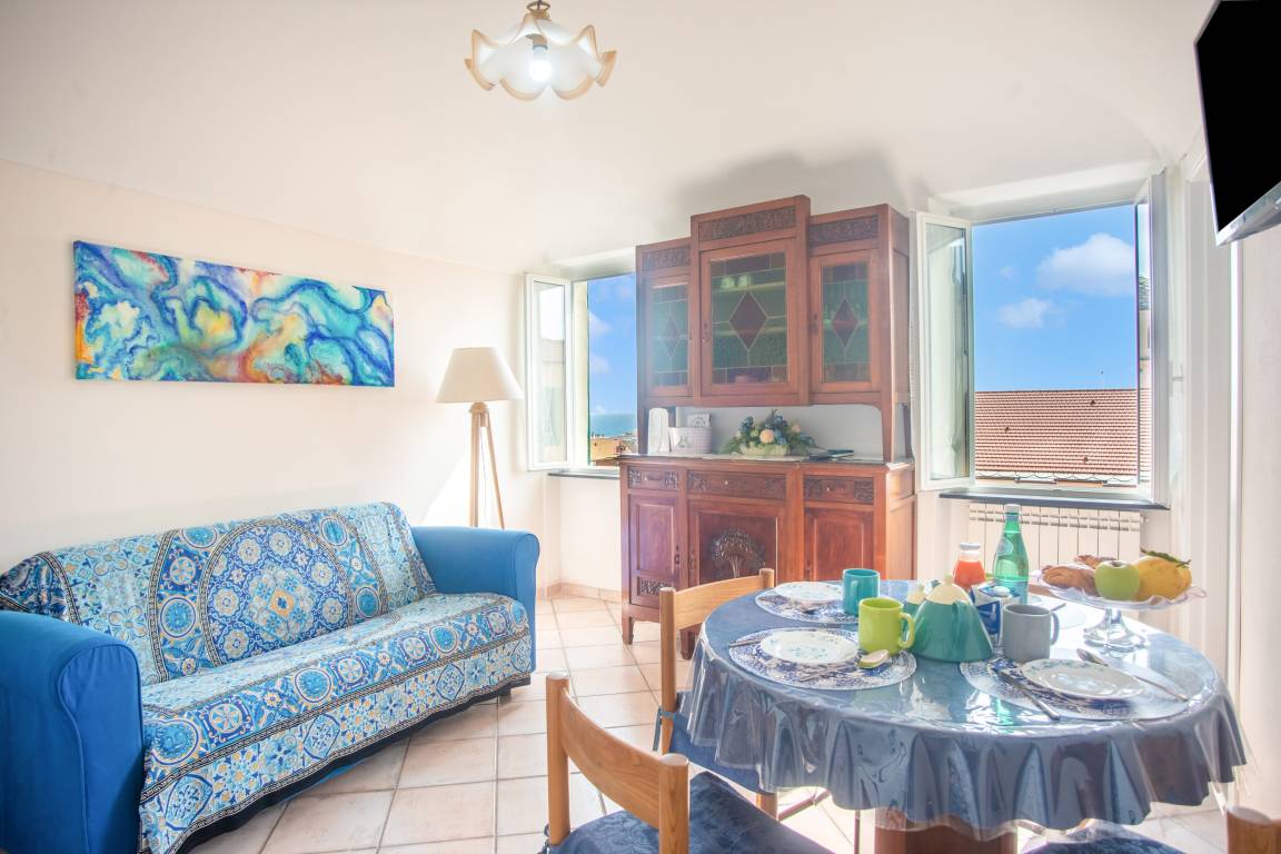 60 M² Appartamento Vacanza ∙ 2 Camere Da Letto ∙ 4 Ospiti - Sanremo