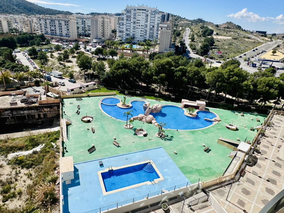 67 M² Ferienwohnung ∙ 2 Schlafzimmer ∙ 4 Gäste - Benidorm