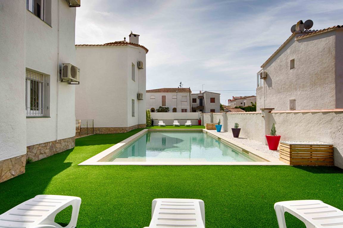 50 M² Appartement ∙ 2 Chambres ∙ 5 Personnes - Empuriabrava