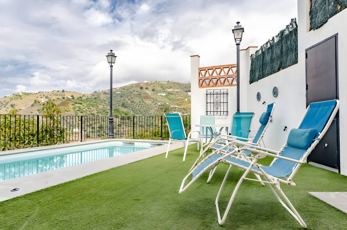 178 M² Villa ∙ 2 Bedrooms ∙ 4 Guests - Frigiliana