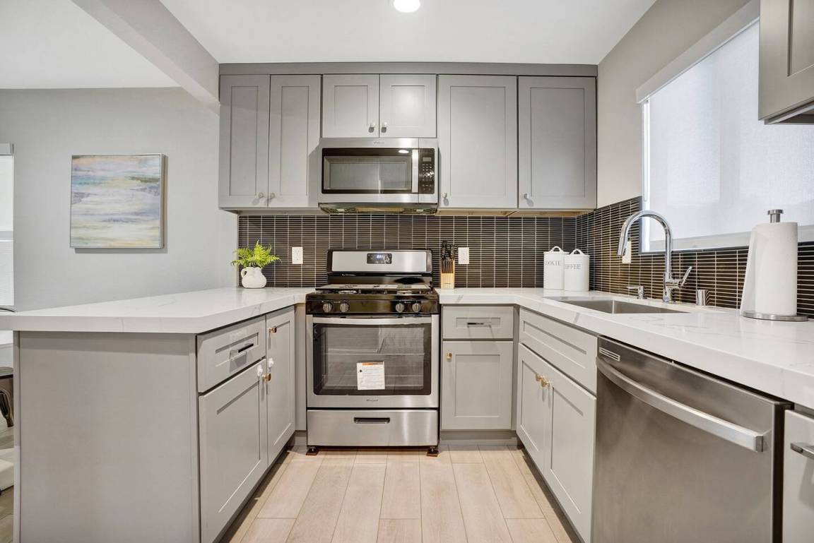 House ∙ 2 Bedrooms ∙ 5 Guests - Fullerton, CA