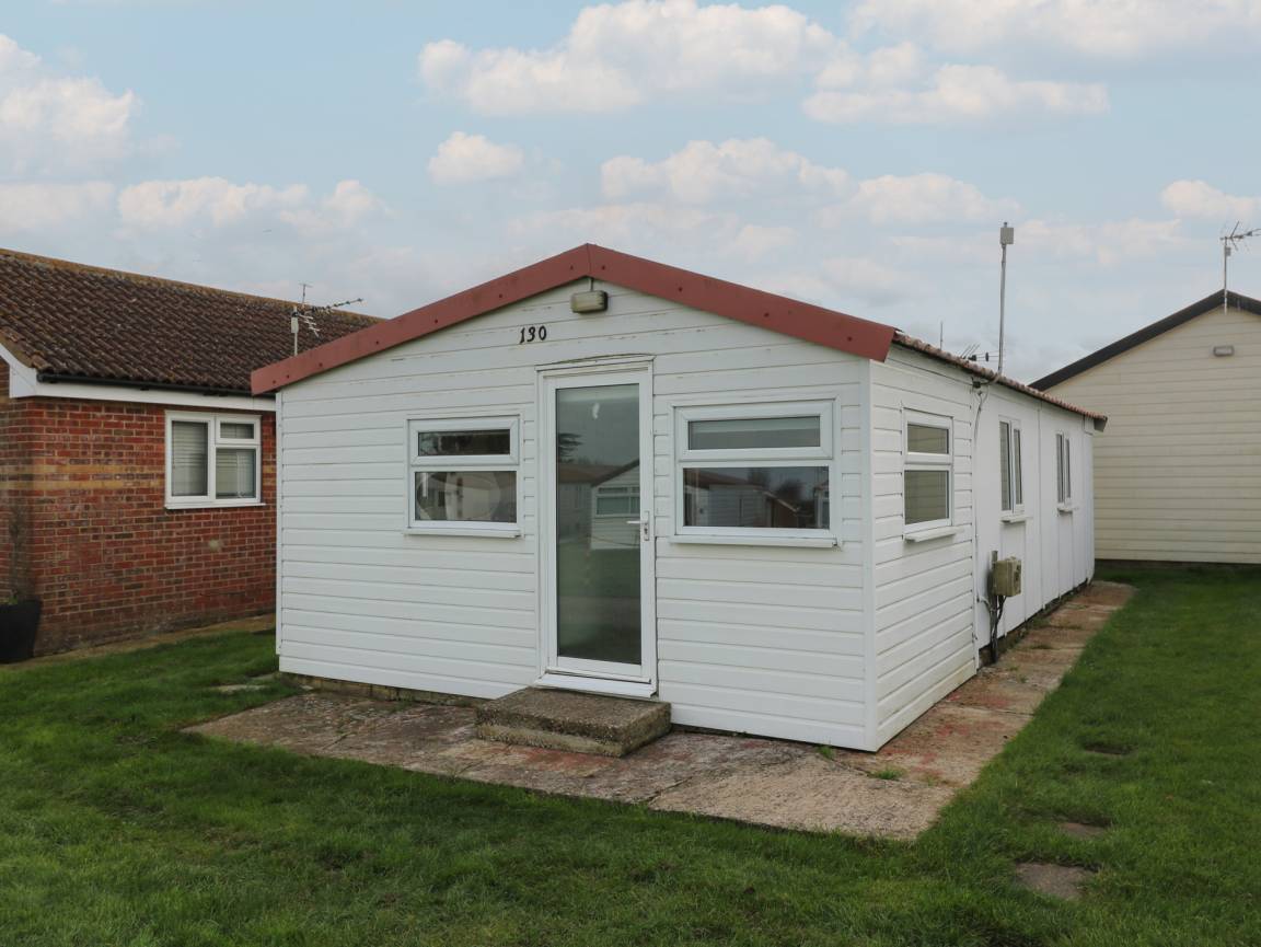 Cottage ∙ 2 Bedrooms ∙ 3 Guests - Isle of Sheppey