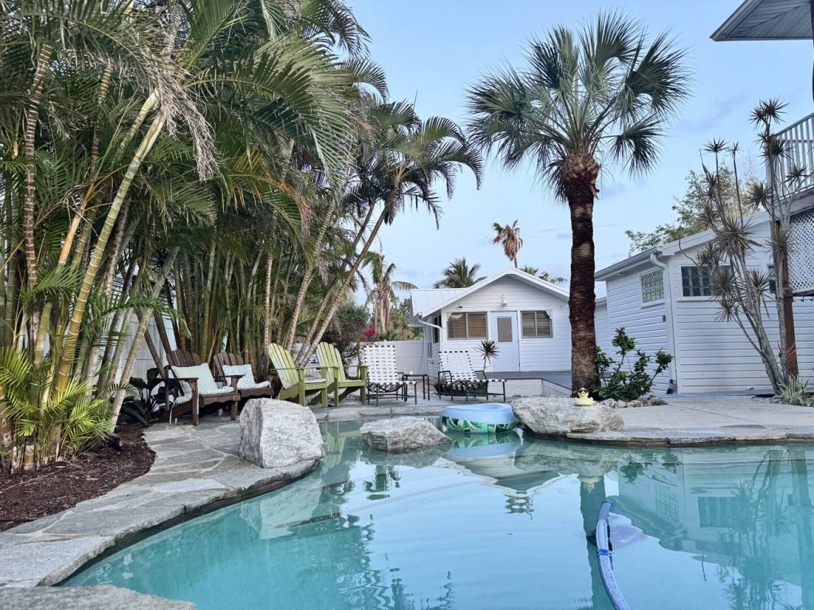 139 M² House ∙ 2 Bedrooms ∙ 5 Guests - Longboat Key, FL