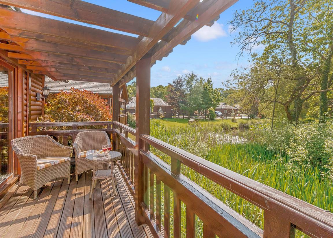 Chalet ∙ 1 Bedroom ∙ 2 Guests - Farnham