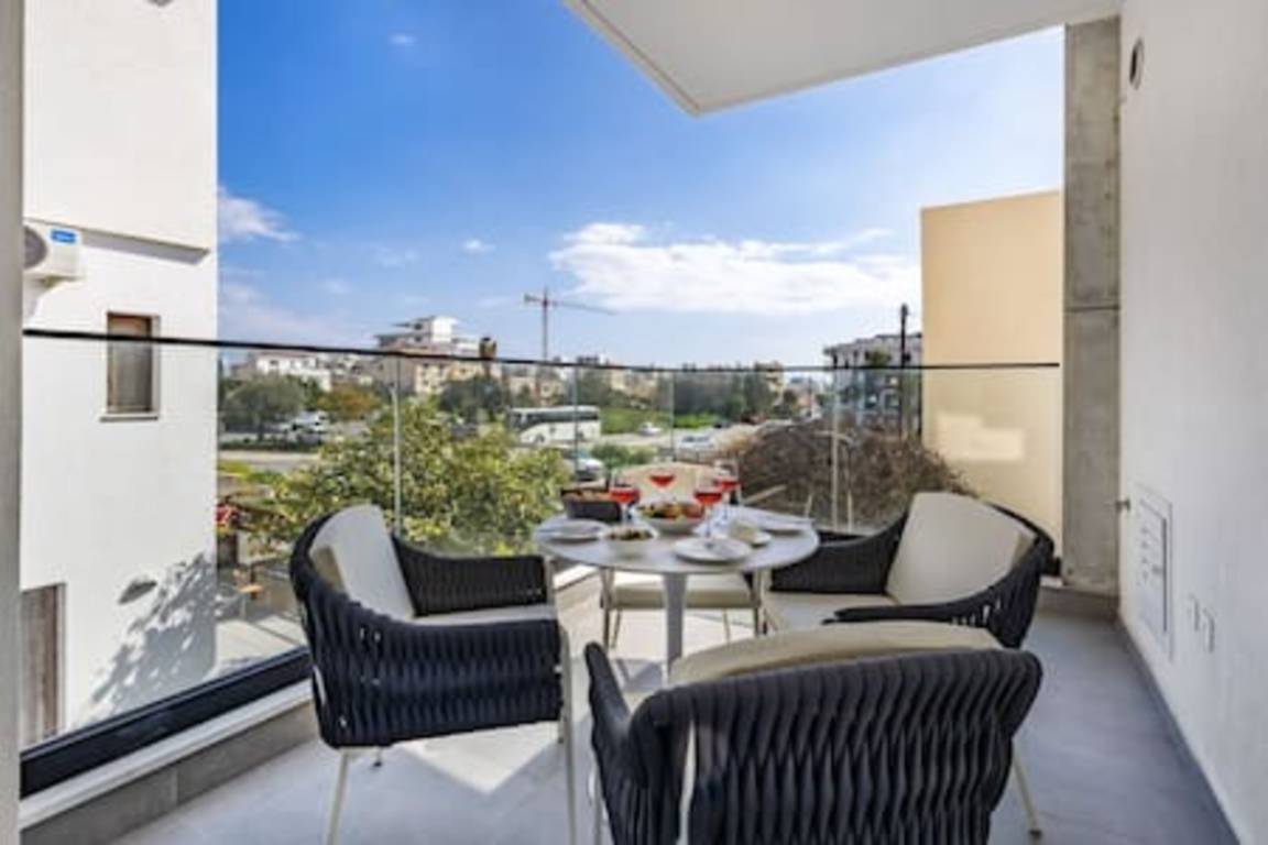 65 M² Apartamento ∙ 1 Quarto ∙ 4 Hóspedes - Limassol