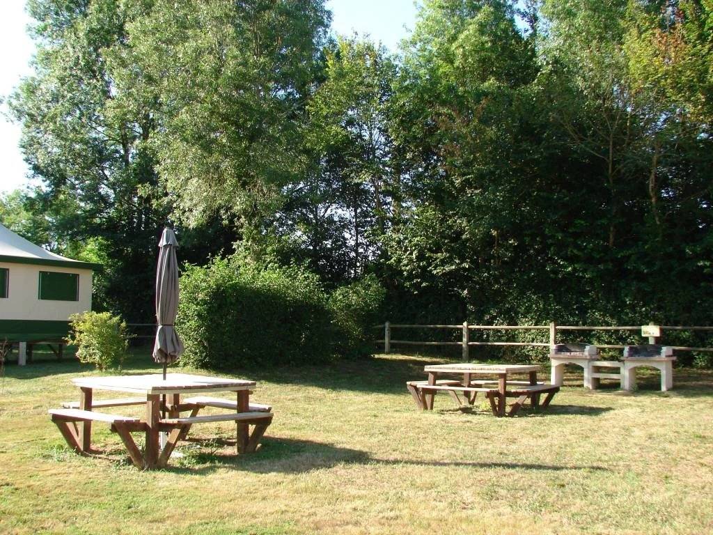 20 M² Tente ∙ 1 Chambre ∙ 2 Personnes - Indre-et-Loire