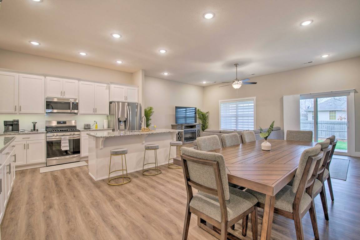 143 M² House ∙ 3 Bedrooms ∙ 6 Guests - Ozark, MO