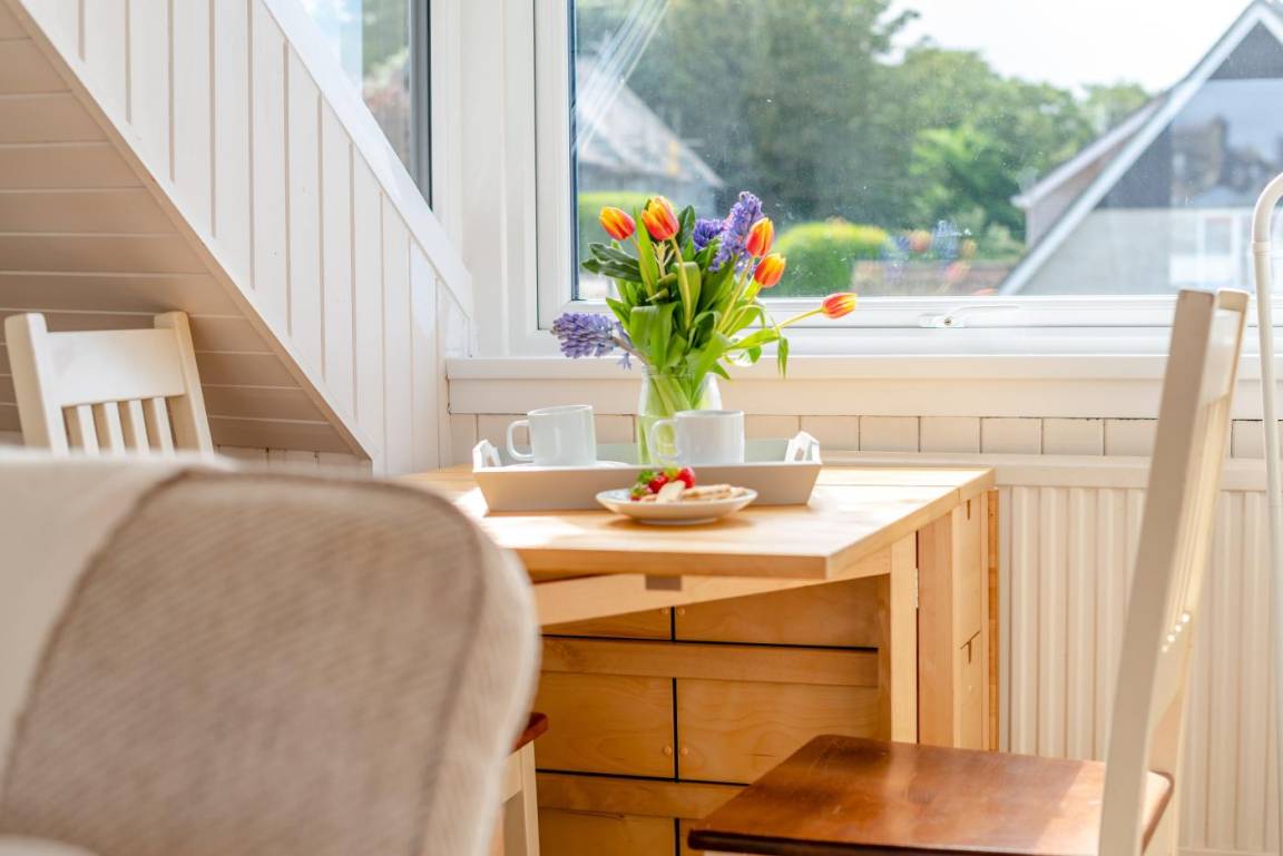 Cottage ∙ 4 Bedrooms ∙ 8 Guests - Padstow