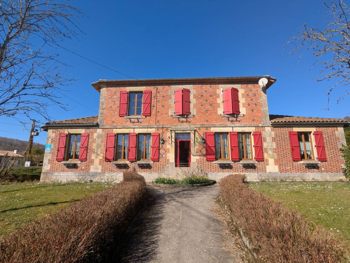 86 M² Casa Rural ∙ 3 Habitaciones ∙ 6 Huéspedes - Sainte-Menehould