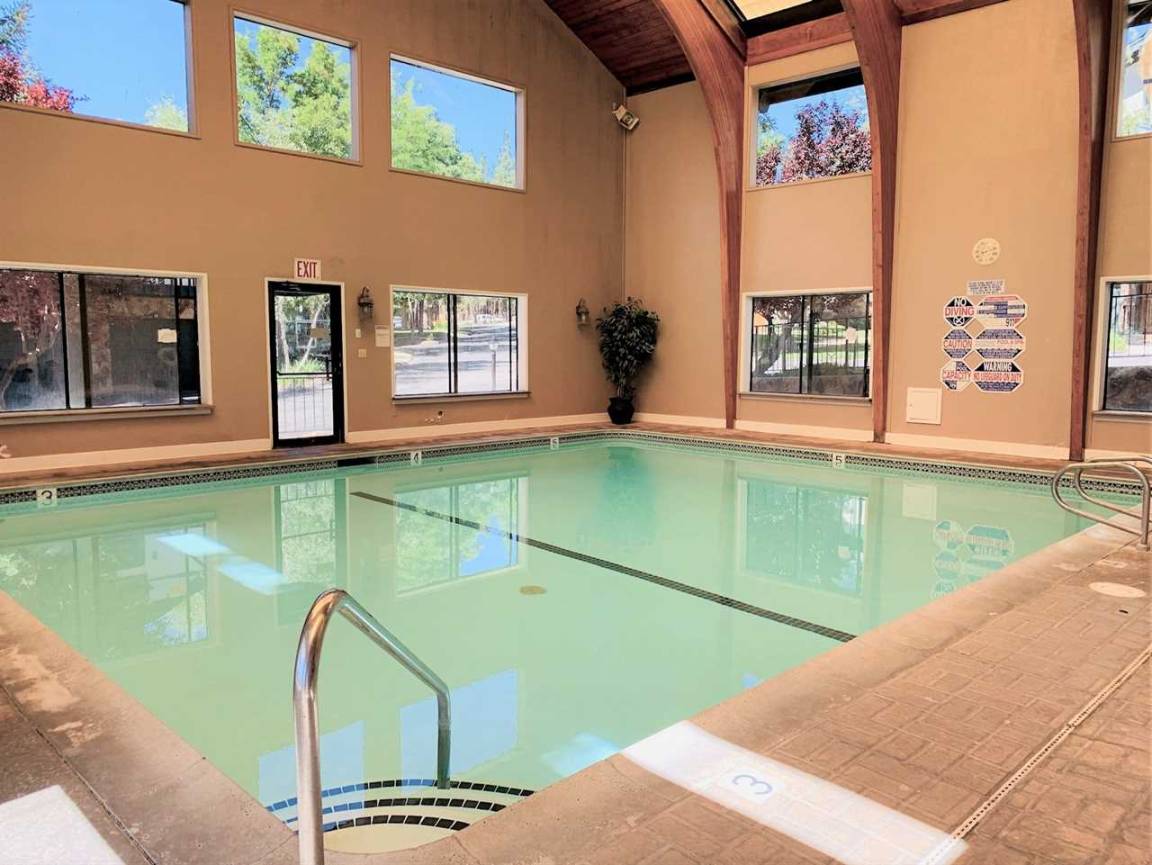 169 M² House ∙ 2 Bedrooms ∙ 5 Guests - Big Bear Lake, CA