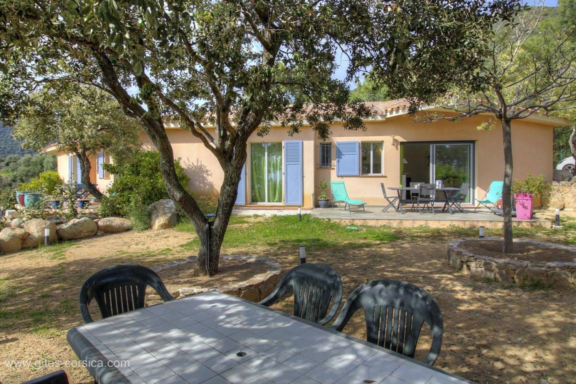 57 M² Gîte ∙ 2 Chambres ∙ 4 Personnes - Sartène