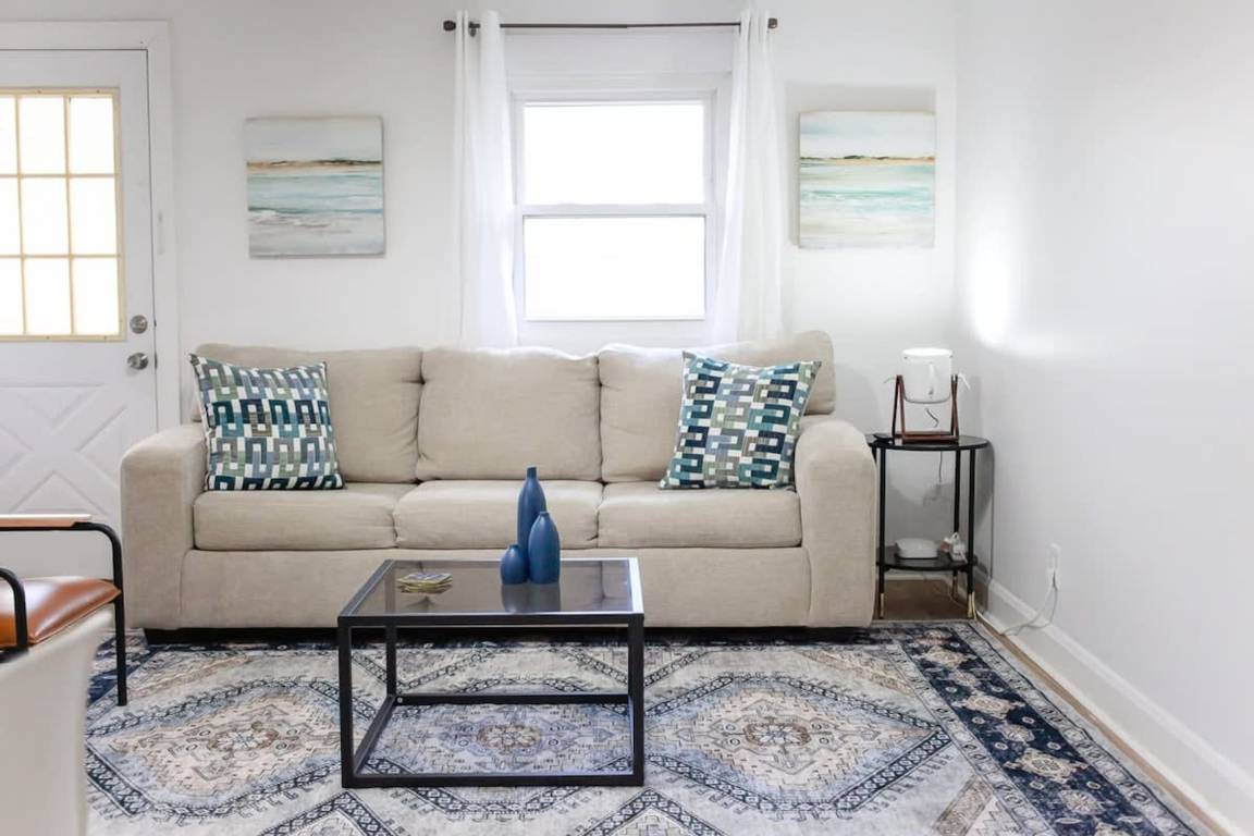 Apartment ∙ 2 Bedrooms ∙ 4 Guests - Norfolk, VA