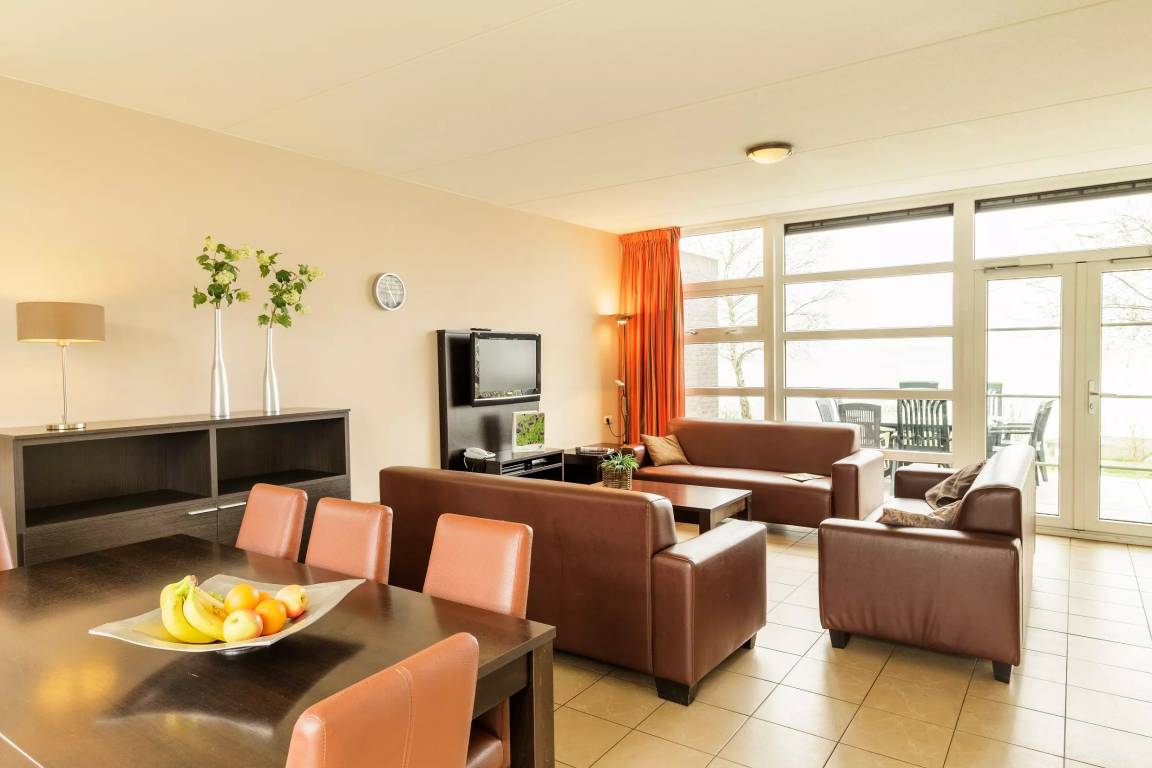 136 M² Mobil-home ∙ 5 Chambres ∙ 10 Personnes - Emmen