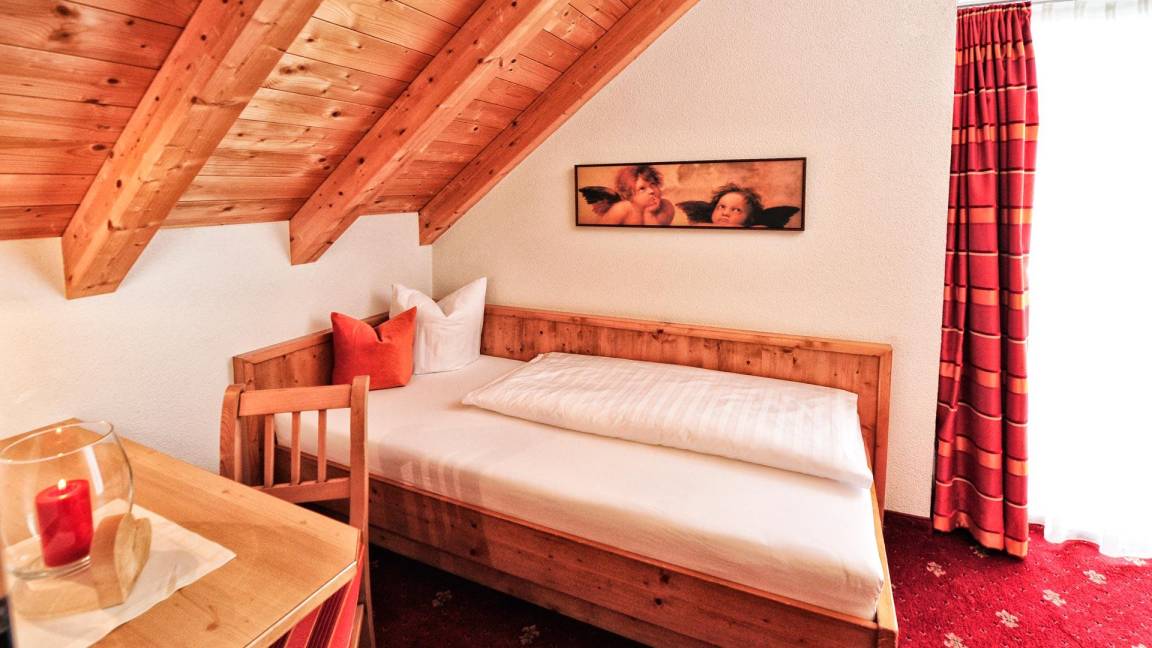 13 M² Hotel ∙ 1 Bedroom ∙ 1 Guest - Saint Anton am Arlberg