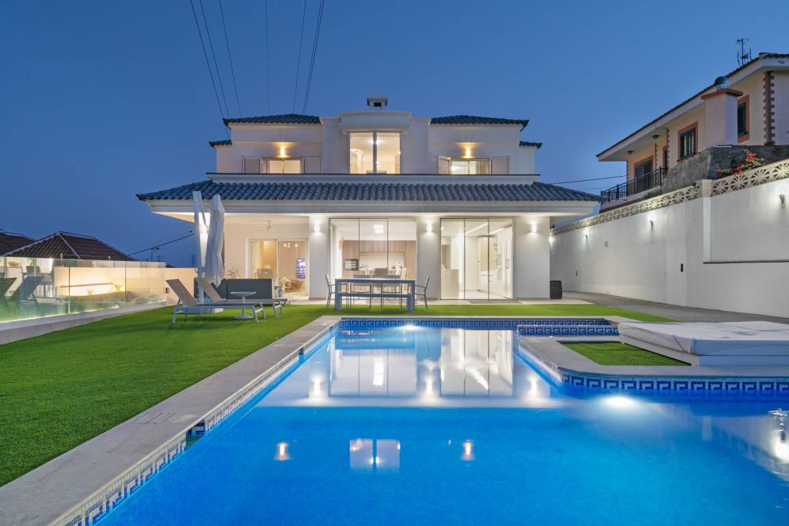 600 M² Villa ∙ 5 Chambres ∙ 10 Personnes - Candelaria