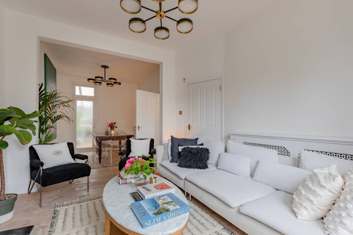 15 M² Apartment ∙ 4 Bedrooms ∙ 7 Guests - Chingford