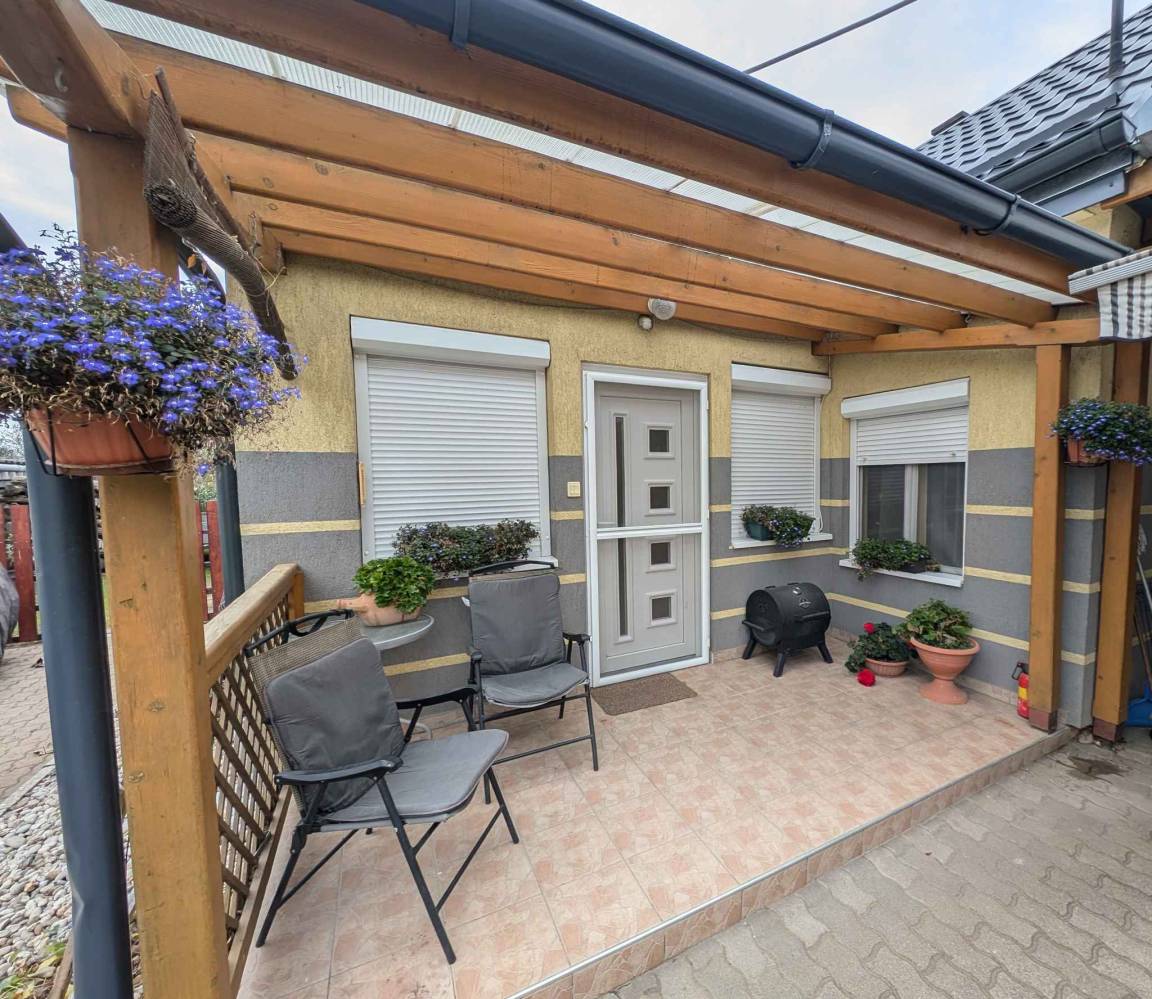 70 M² Maison De Vacances ∙ 2 Chambres ∙ 6 Personnes - Siófok