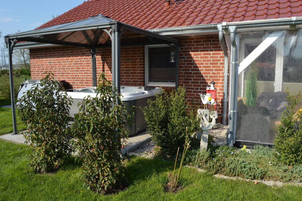 110 M² Ferienhaus ∙ 2 Schlafzimmer ∙ 5 Gäste - Westerstede