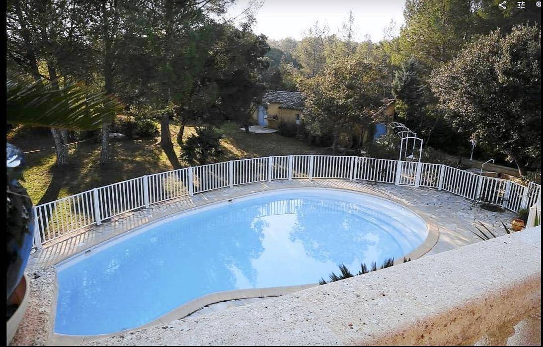 270 M² Gîte ∙ 5 Chambres ∙ 10 Personnes - Calvisson