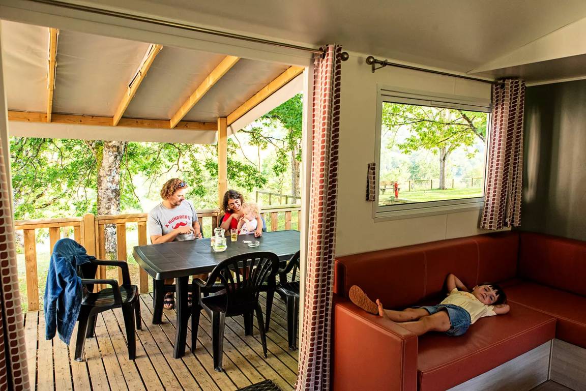 29 M² Mobil-home ∙ 2 Chambres ∙ 6 Personnes - Brive-la-Gaillarde